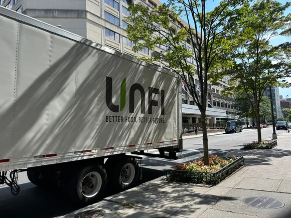 UNFI extends Whole Foods distribution deal into 2032 | Grocery Dive