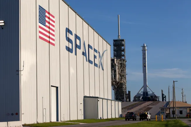 At SpaceX, a good resume won't make you an out-of-this-world candidate ...