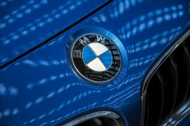 BMW to recycle used EV batteries into a 2.8 MWh grid stability project ...