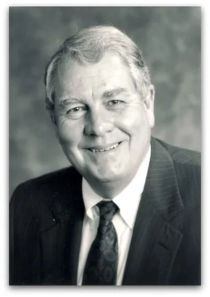Bob Carey, who revolutionized produce marketing, dies at 82 | Food Dive