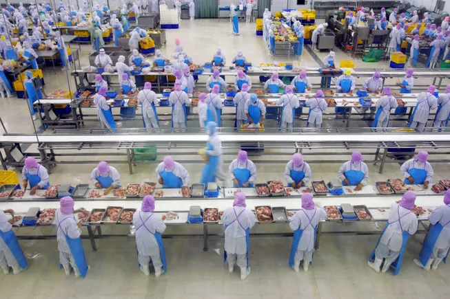 Tyson employees’ COVID lawsuit reinstated | Food Dive