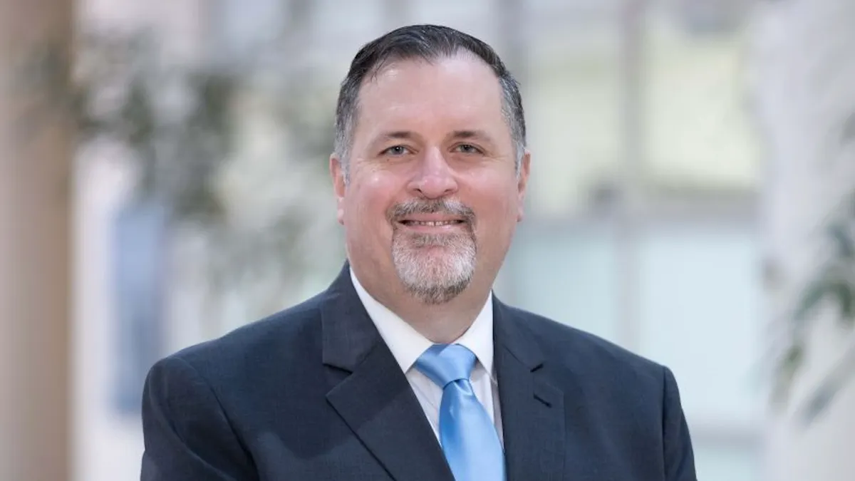 Former Stellantis exec returns to head financial services and leasing ...