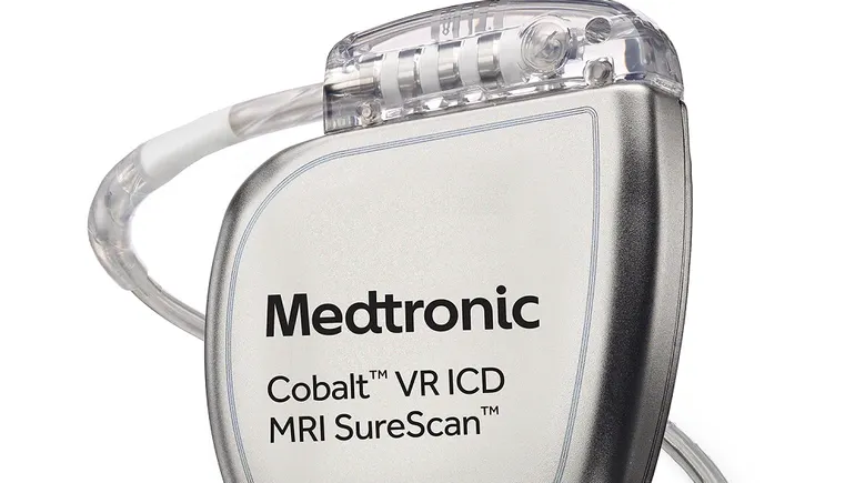 Medtronic recalls nearly 350,000 defibrillators for risk of reduced ...