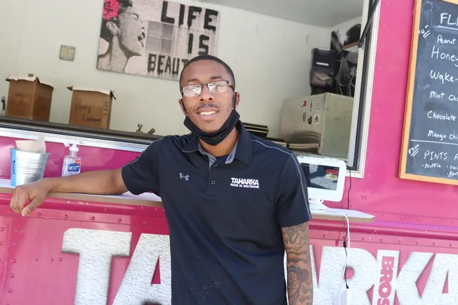 Report: Majority of Black servers' tips dropped by at least half during ...