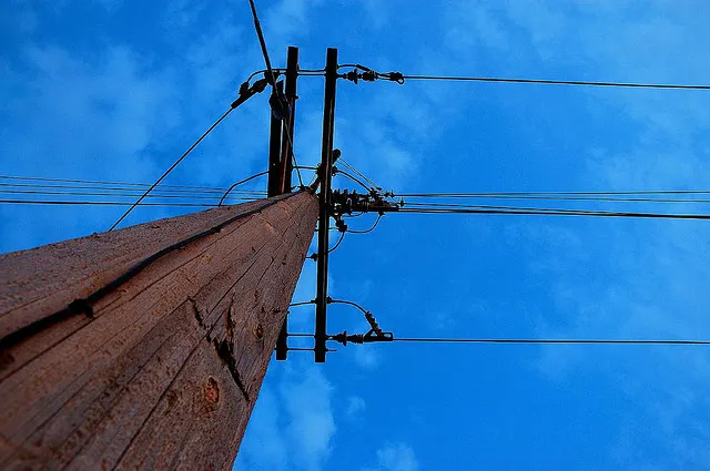 22% of SoCal Edison utility poles are unsafe, study finds | Utility Dive