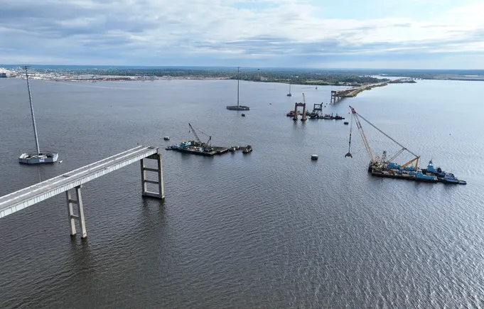 Key Bridge rebuild contract issued | Construction Dive