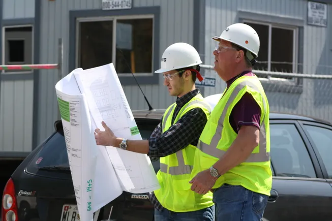 5 ways construction companies can attract and retain the best employees ...