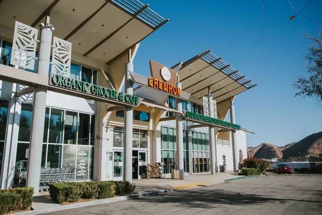 Erewhon is coming to the East Coast | Grocery Dive