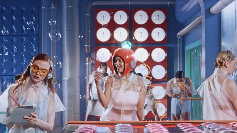 Campaign Trail: Billie designed a surreal world with women in mind ...