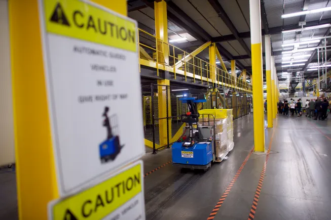 Amazon refused to provide a deaf warehouse worker with ASL interpreter ...