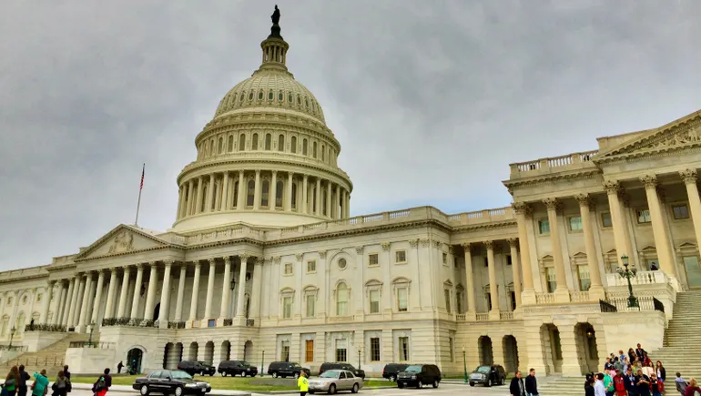 House Democrats’ bill would invest $94B to expand broadband internet ...