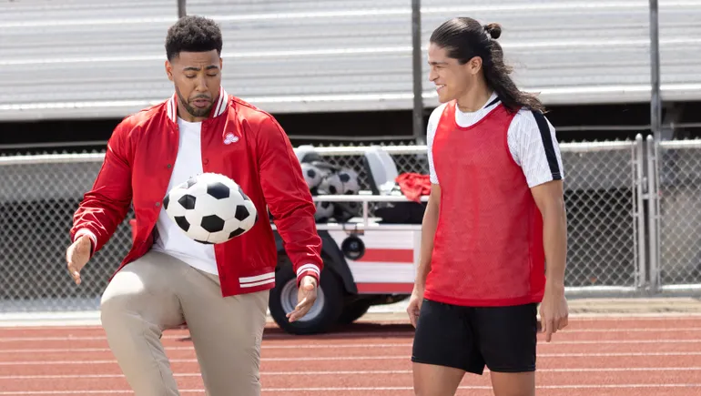 State Farm bundles football and fútbol for latest NFL-timed campaign ...