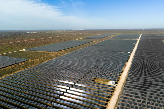US added 2 GW of solar in September, putting 2025 ahead of 2024 for new ...