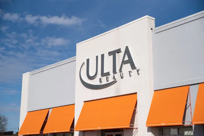 Former Ulta manager claims pregnancy-based harassment drove her out ...