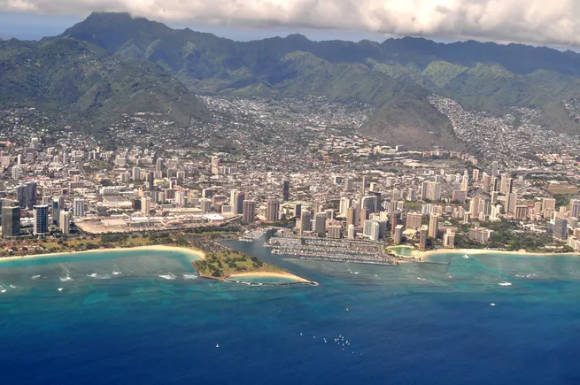 Hawaii labor union demands HART rehire laid-off workers | Construction Dive