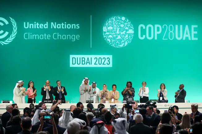 Landmark COP28 agreement calls for ‘transitioning away’ from fossil fuels | ESG Dive