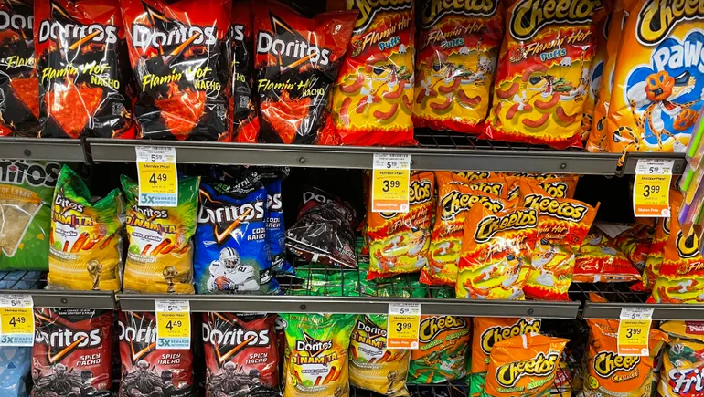 PepsiCo tests combined snack, beverage warehousing to cut costs ...