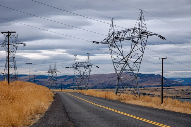 BPA plans $3 billion in transmission projects, including 500-kV lines ...