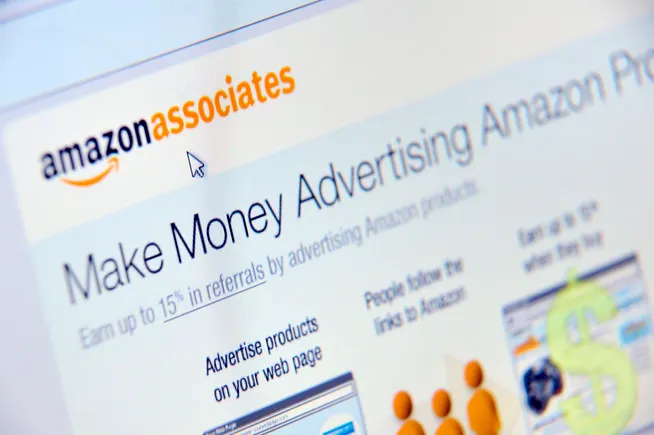 Amazon launches social media influencer referral program | Retail Dive