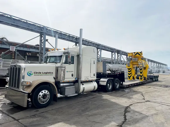 Circle Logistics leaders promoted to CTO, sales VP | Trucking Dive