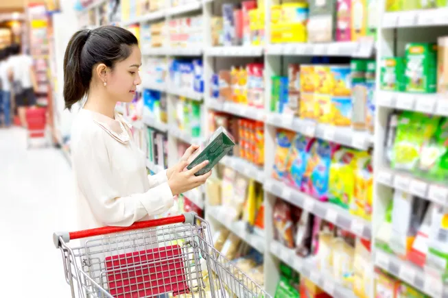 Checking the box on healthy food shopping | Food Dive