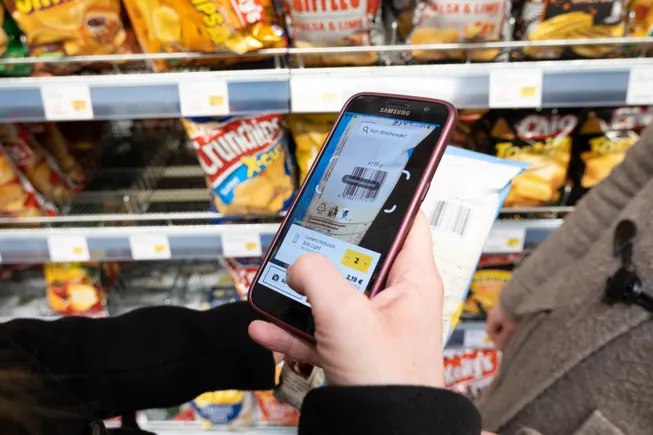 Grocers weigh the pros and cons of scan-and-go | Grocery Dive