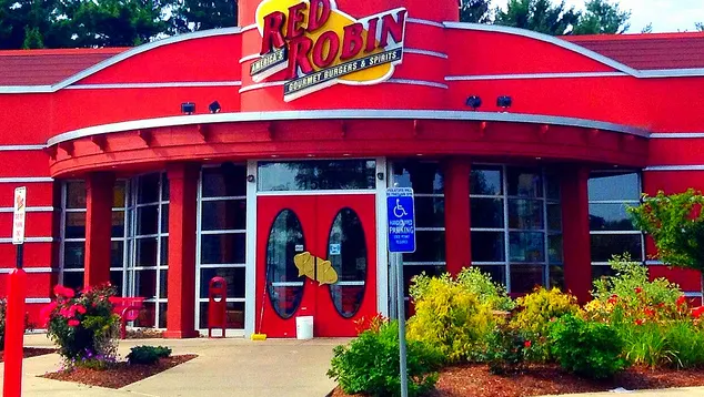 Red Robin's CEO retires amid brand overhaul | Restaurant Dive