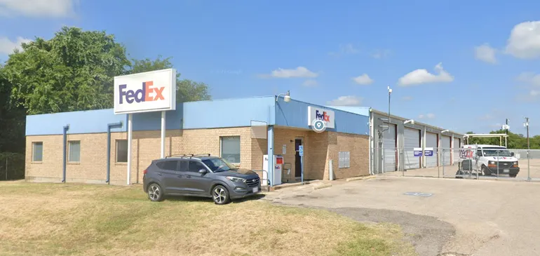 FedEx to close sites in Texas, Georgia | Supply Chain Dive