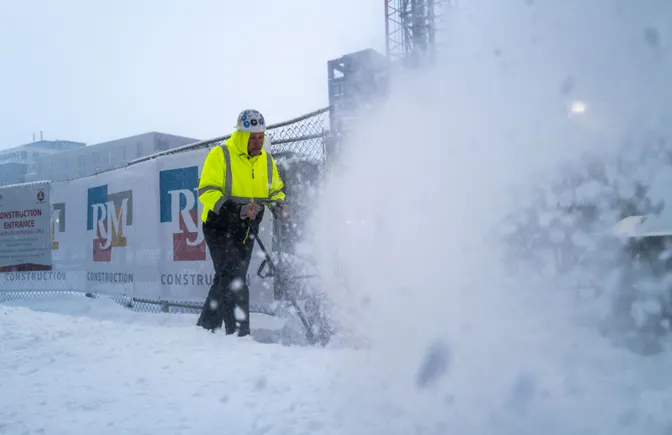 How contractors plan for cold weather safety | Construction Dive