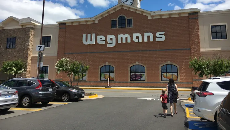 Wegmans tests a prepared foods ordering app | Restaurant Dive