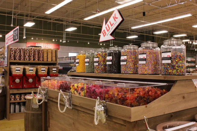 Size matters: Bulk foods are going mainstream in US grocery stores ...