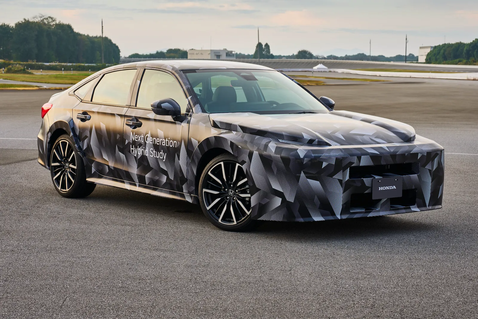 Honda unveils next-gen electrification tech, new hybrid vehicle ...