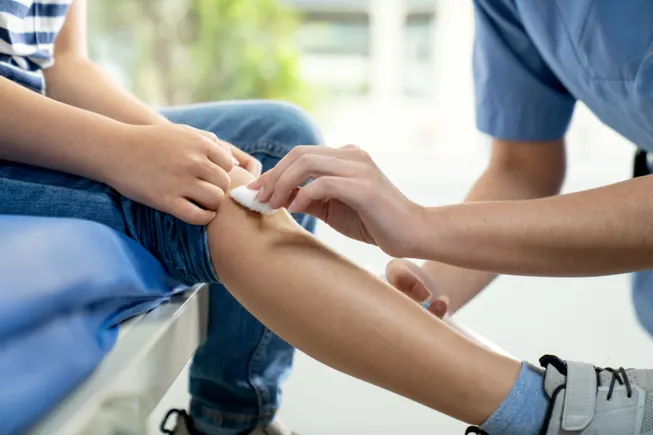 School nurses face unstable work conditions and burnout, report says ...