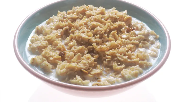 Glyphosate residue found in breakfast cereals by advocacy group | Food Dive