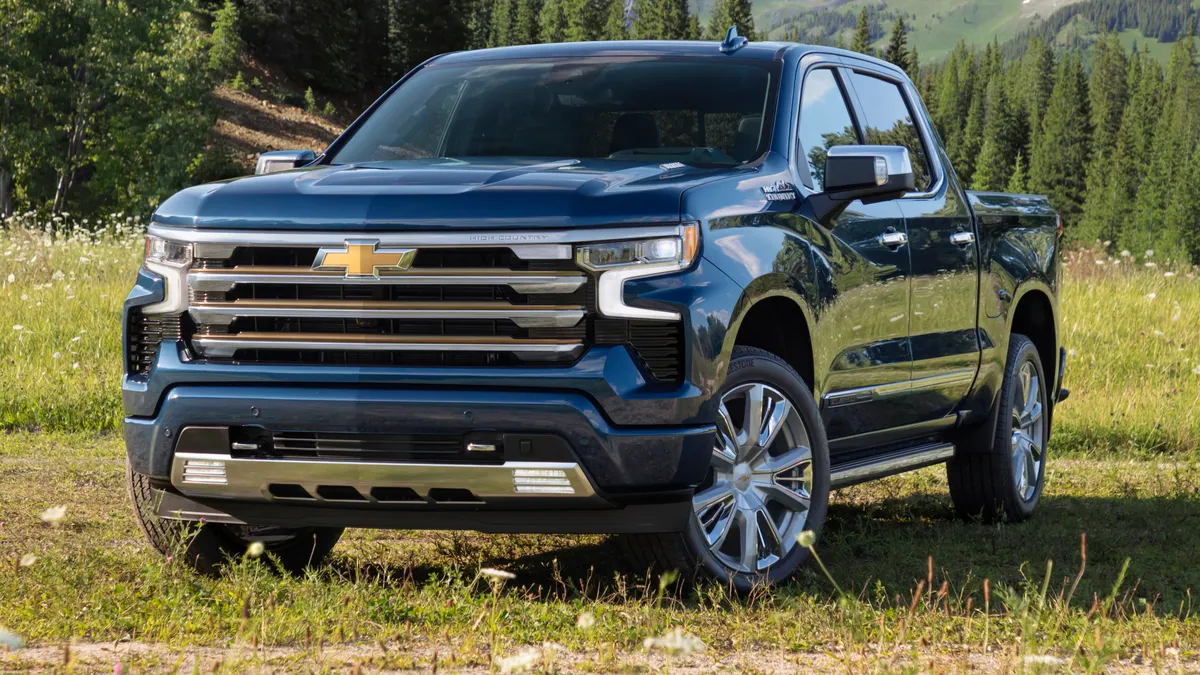 NHTSA opens query into GM V-8 engine failures after 2025 recall | WardsAuto