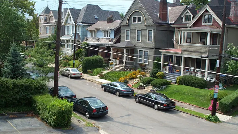 High-income homes responsible for 25% more GHG: study | Smart Cities Dive