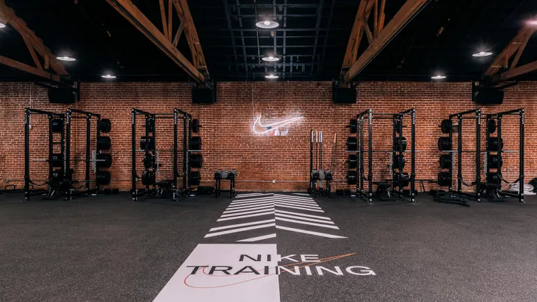 Nike brings 'Just Do It' campaign to life with LA training pop-up ...