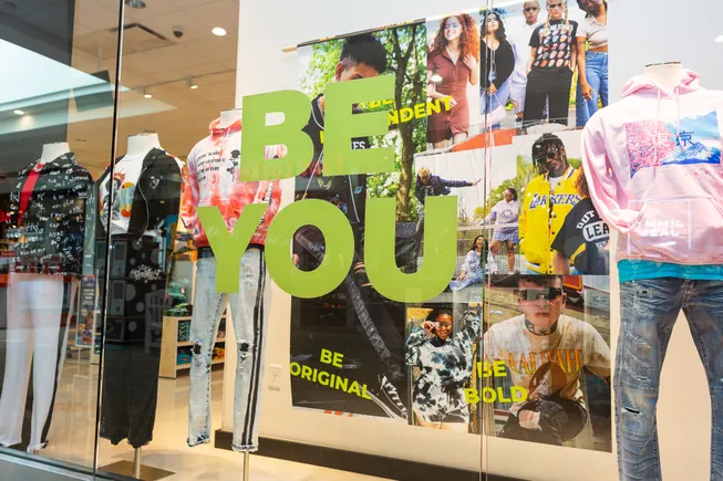 Rue21 hires advisers for possible restructuring: WSJ | Retail Dive