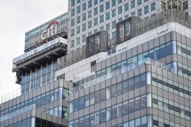 Citi rolls out a pair of AI-powered banking platforms | Banking Dive