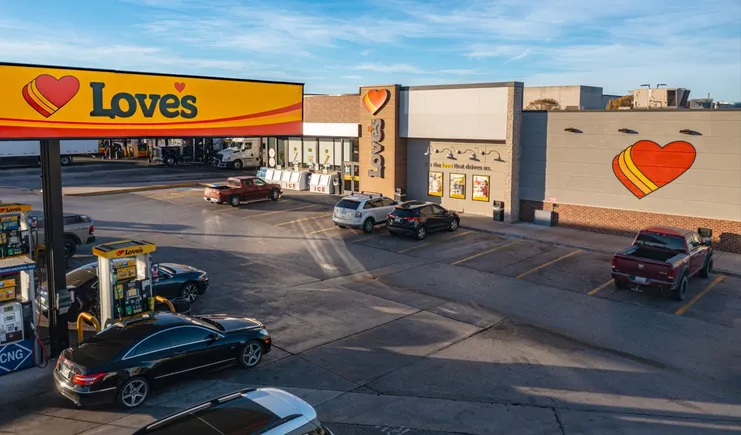 Love’s to open or remodel 70 travel centers in 2025 | C-Store Dive
