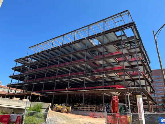 Skanska tops out NC State STEM building | Construction Dive