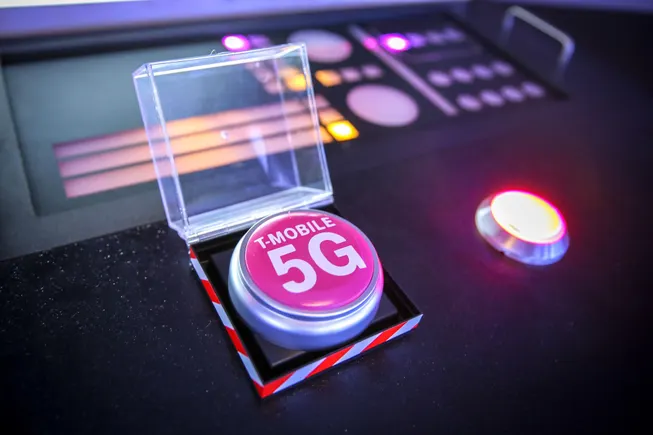 T-Mobile ad campaign touts nationwide 5G coverage | Marketing Dive