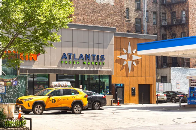 Atlantis Fresh Market expands delivery, pickup | C-Store Dive