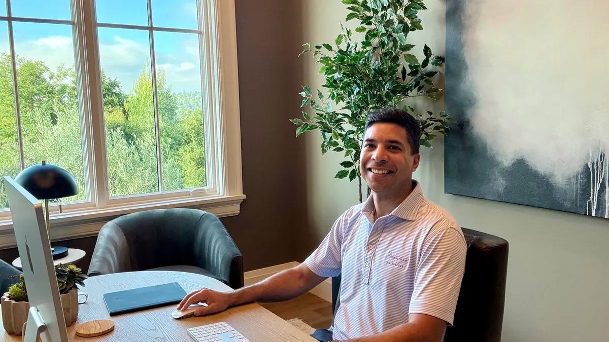 The 6 a.m. CFO: How Conga’s Simon Edwards starts his day | CFO.com