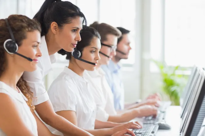 Bipartisan call center bill seeks to deter offshoring, disclose AI use ...