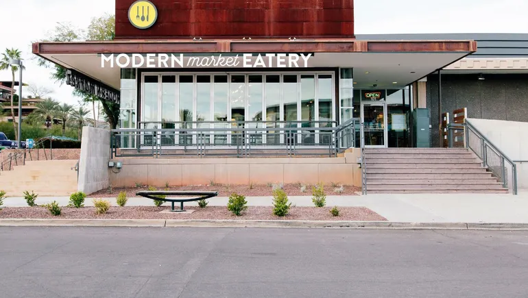 Modern Market signs 41-unit deal with first franchisee | Restaurant Dive