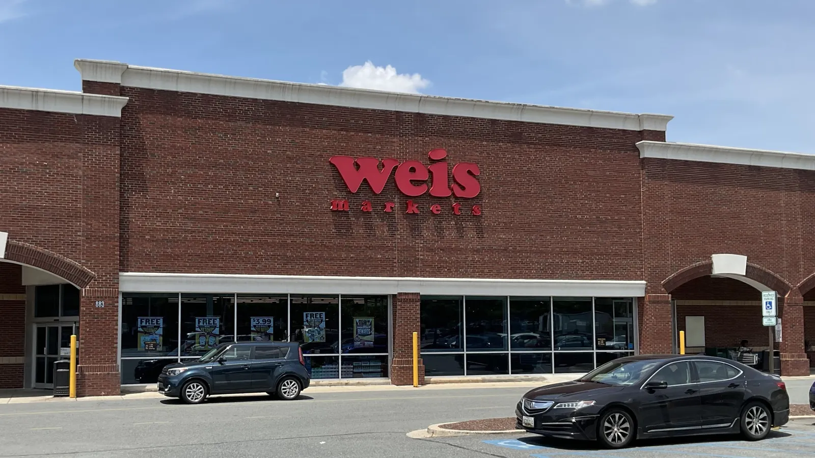 Weis opens first new store in 3 years – RetailWit