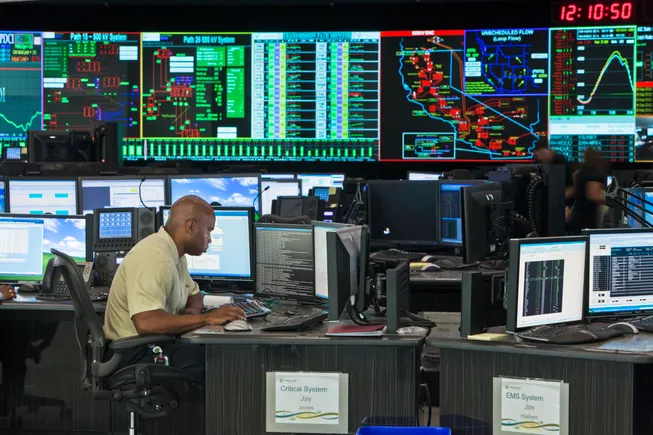 Report: DOE, DHS planning new grid cybersecurity exercise this fall ...