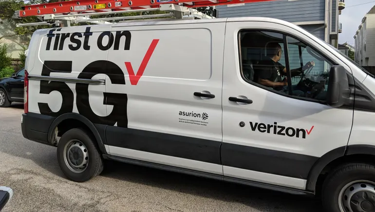 This Verizon exec says the telecom is ‘killing it’ in 5G | Smart Cities ...