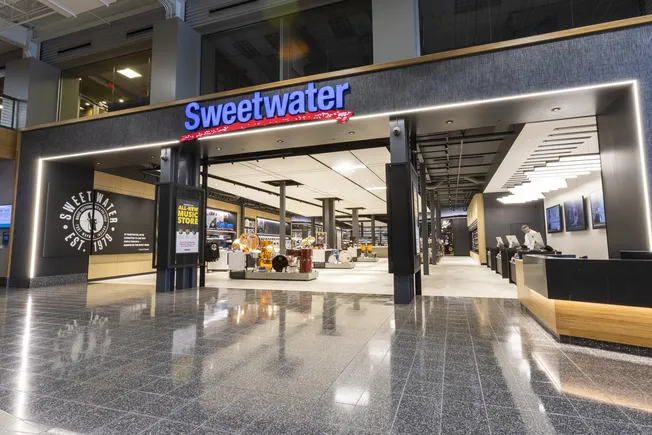 YouTubers, podcasters help Sweetwater reach a record sales year ...